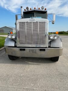 1987 Peterbilt 349 Daycab - Higgs Welding